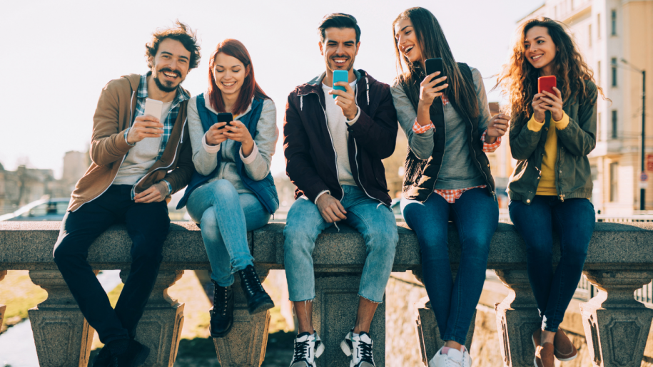 How to Use Social Media to Increase Church Communications - ChurchSpring